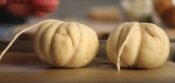 Halloweenské dýně s masovými kuličkami - Cooky.cz