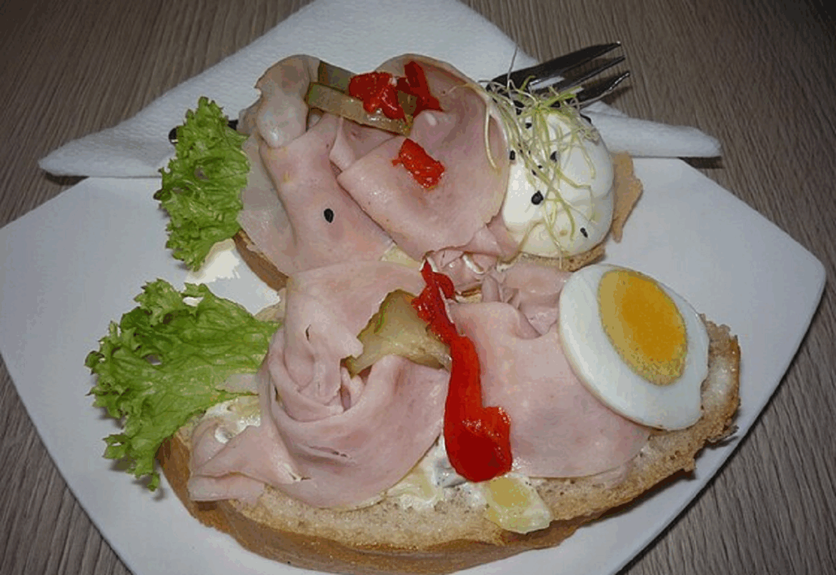 Poctivá domácí pomazánka na obložené chlebíčky