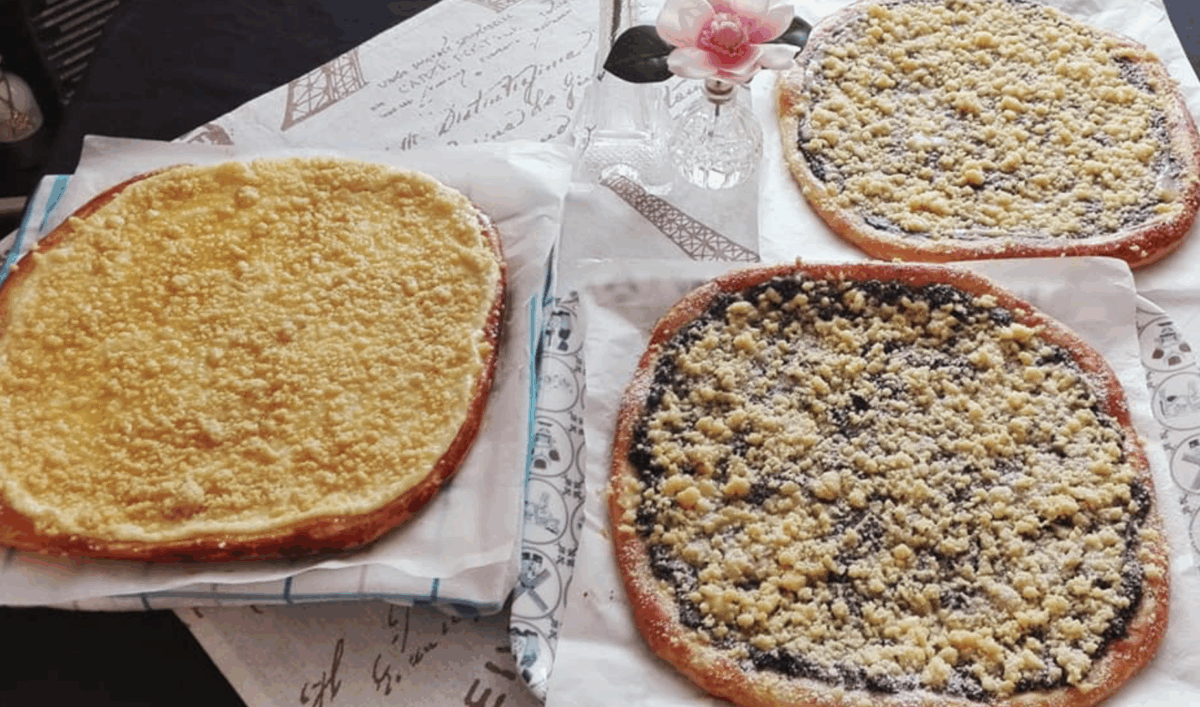 Valašské frgály aneb obří kynuté koláče s přísnou recepturou. Příchutě ...